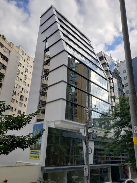 IMOBILIÁRIA COMPLETA LTDA FLORIANÓPOLIS - SC - Prédio Comercial Novo ...